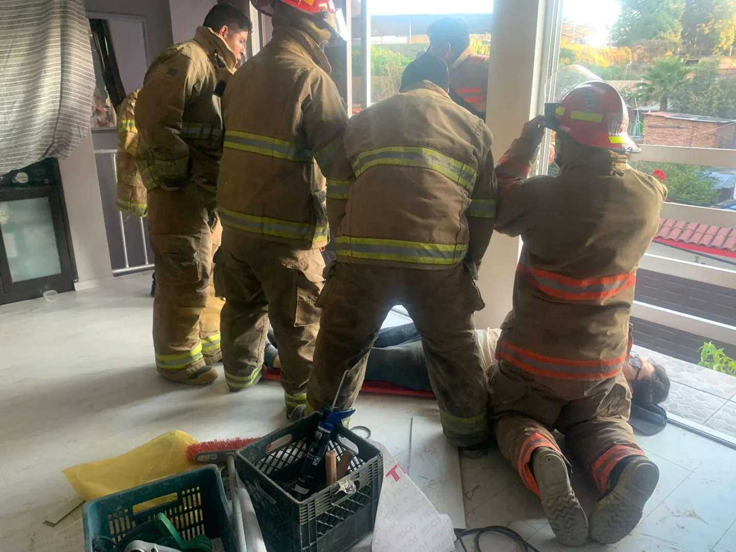 Reportan 1 Persona electrocutada mientras trabajaba en Zitácuaro ...